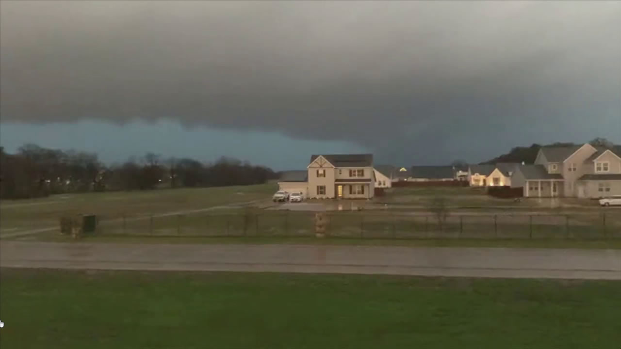 Possible tornado spotted in Weatherford | FOX 4 Dallas-Fort Worth