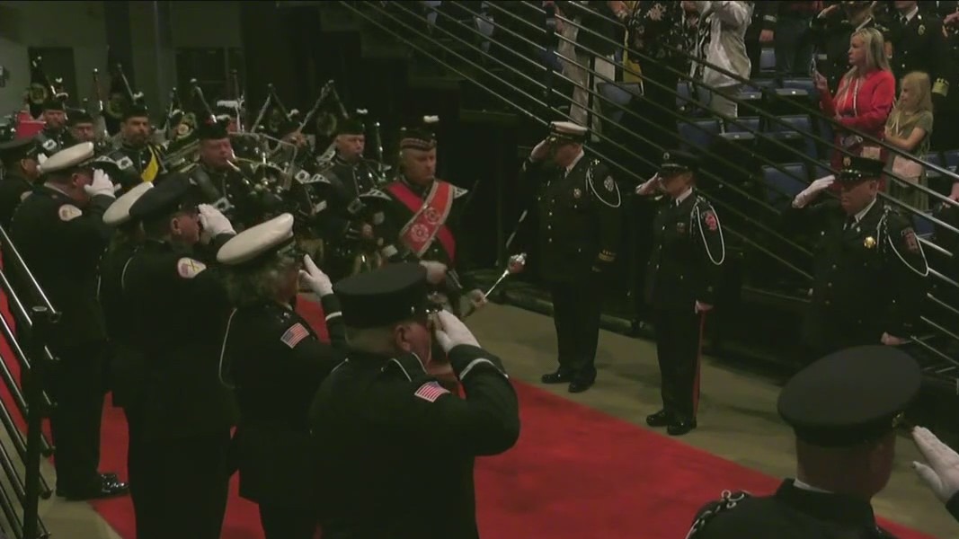 Fallen Illinois firefighters honored with memorial service | FOX 32 Chicago
