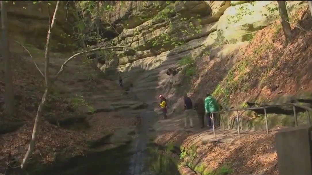 Victim of fatal fall at Starved Rock identified | FOX 32 Chicago