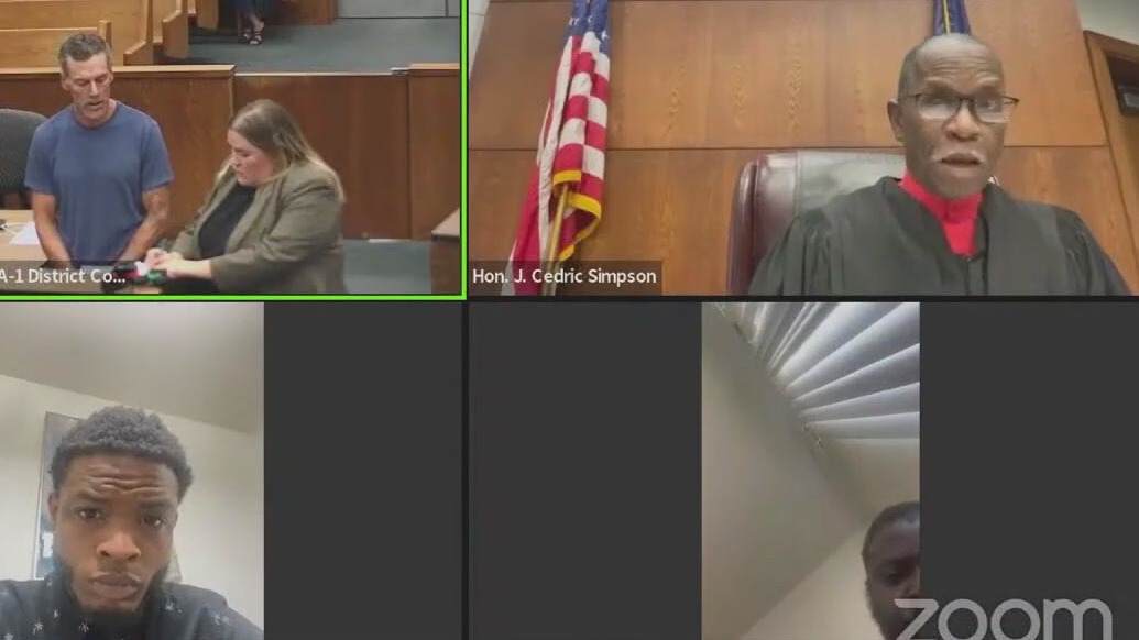 Across America: Defendant swears at judge during Zoom call | FOX 32 Chicago
