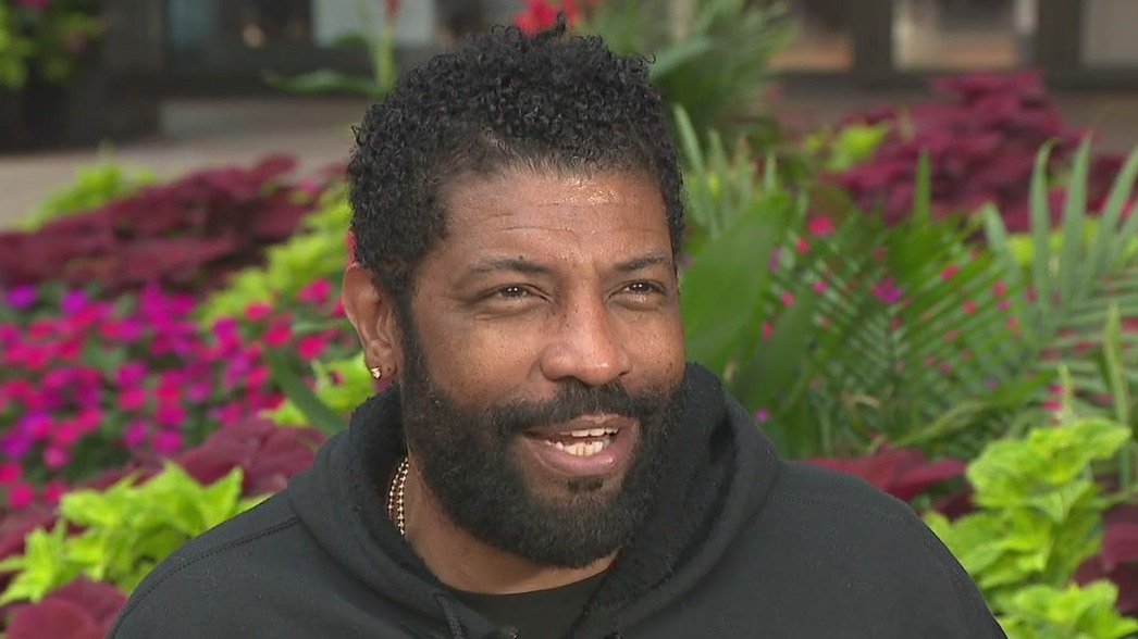 Comedian Deon Cole to perform at Wintrust Arena tomorrow | FOX 32 Chicago