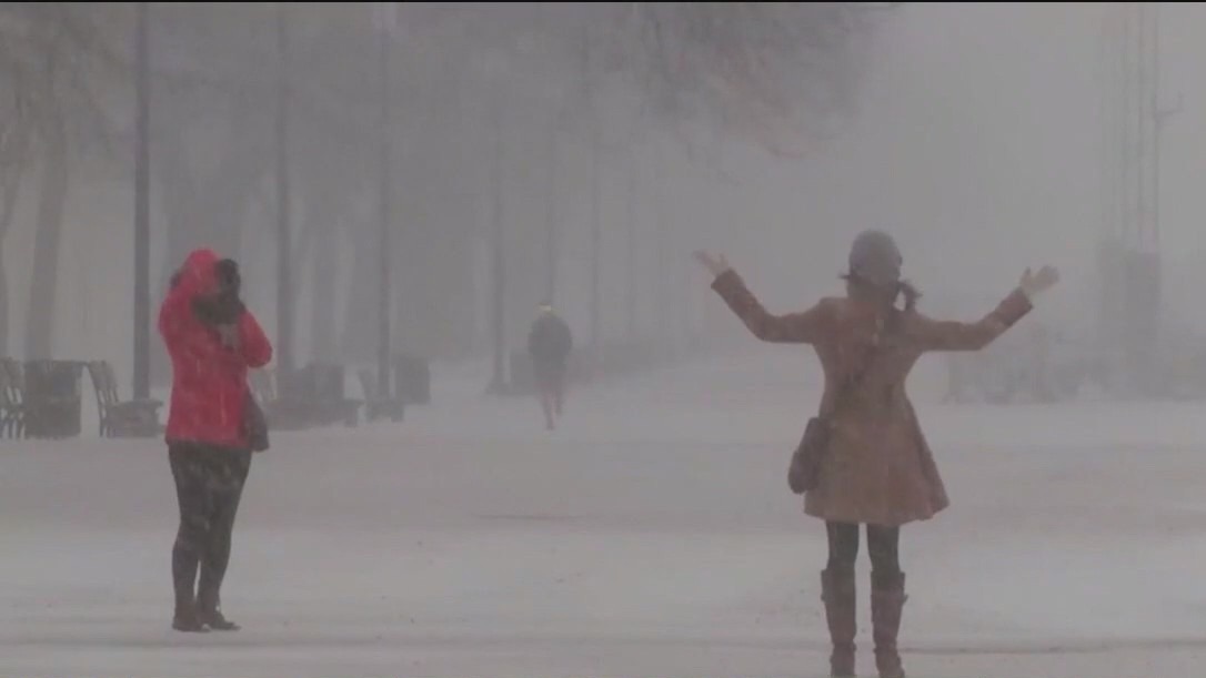 These are the signs of seasonal depression | FOX 32 Chicago