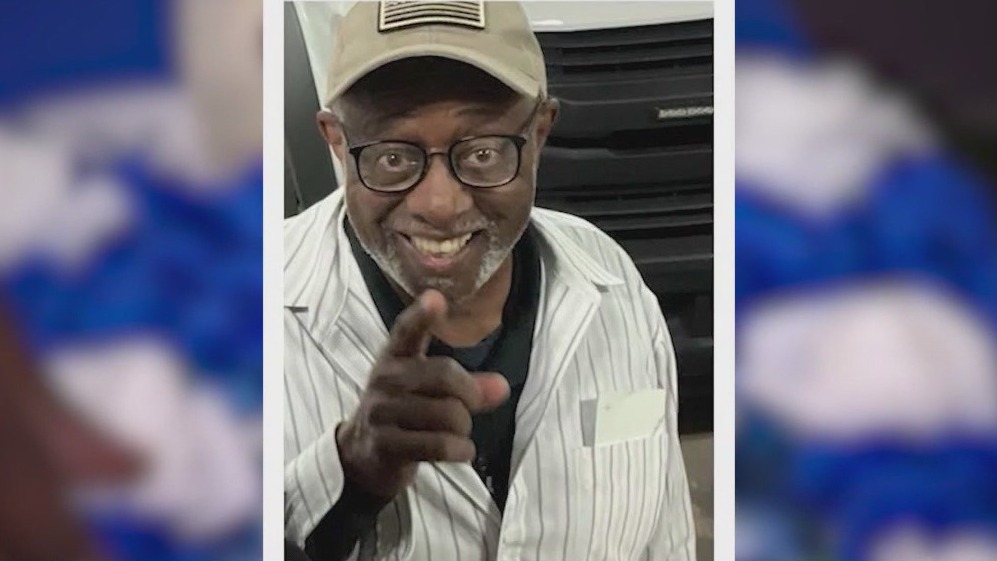 One year after his murder, family honors retired CPD officer Larry ...