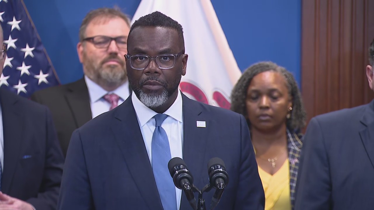 Trump is waging 'war on the poor', Chicago mayor says | FOX 32 Chicago