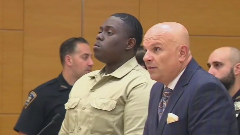 Rapper Sheff G reports for prison sentence | FOX 5 New York