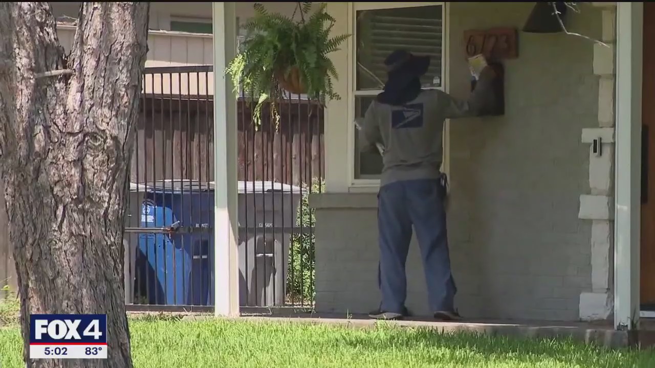 Dallas postal worker collapses, dies while on the job | FOX 4 Dallas ...
