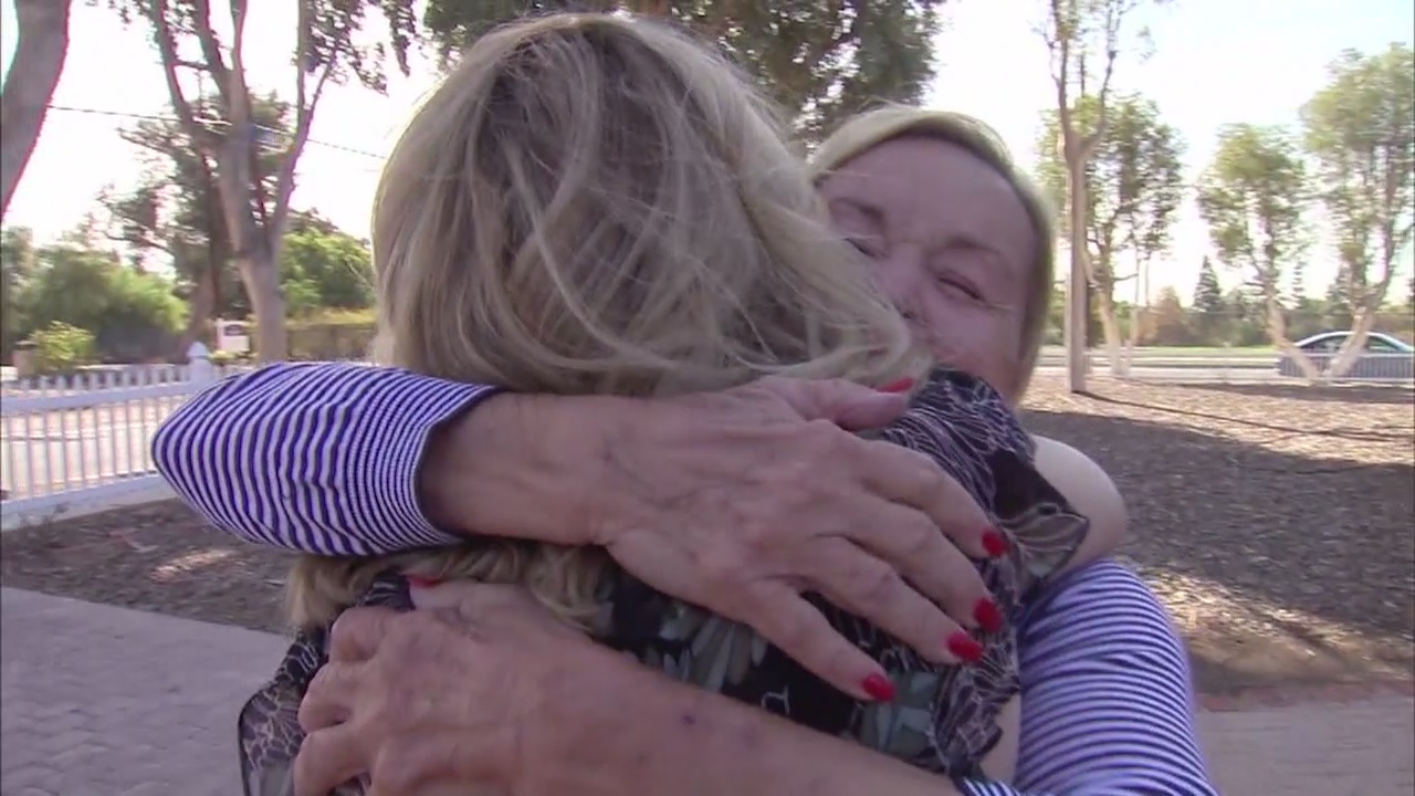 Megan Colarossi reunites with English teacher | FOX 11 Los Angeles