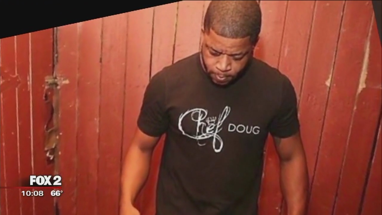 Friends, family search streets for missing 'Chef Doug' Calhoun | FOX 2 ...