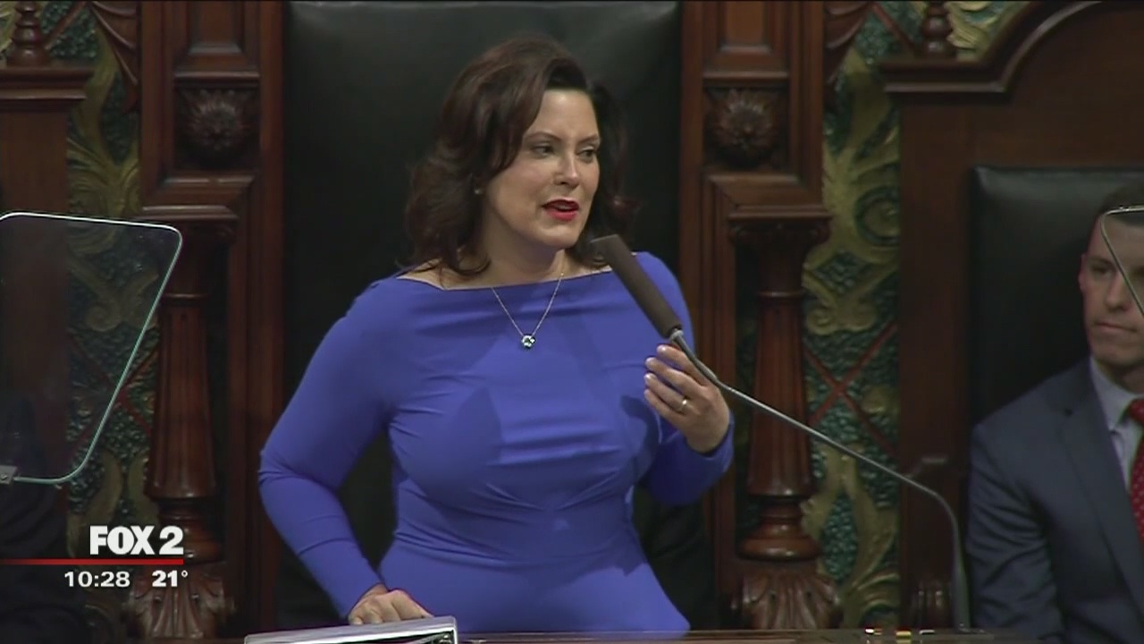 Social media focuses on Whitmer's dress - not her address | FOX 2 Detroit