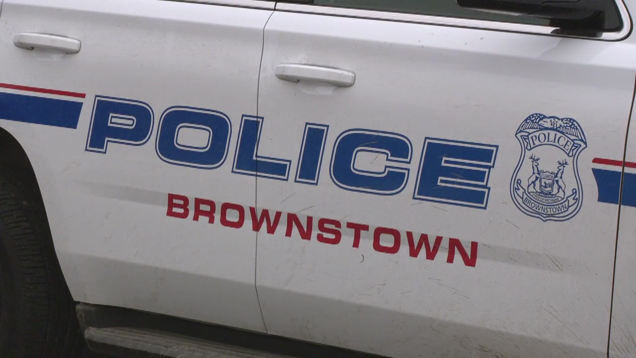 Brownstown Police investigate after man stabbed between 20 and 30 times ...