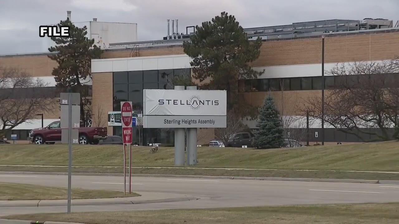 Stellantis layoffs scheduled for this weekend in Sterling Heights | FOX ...