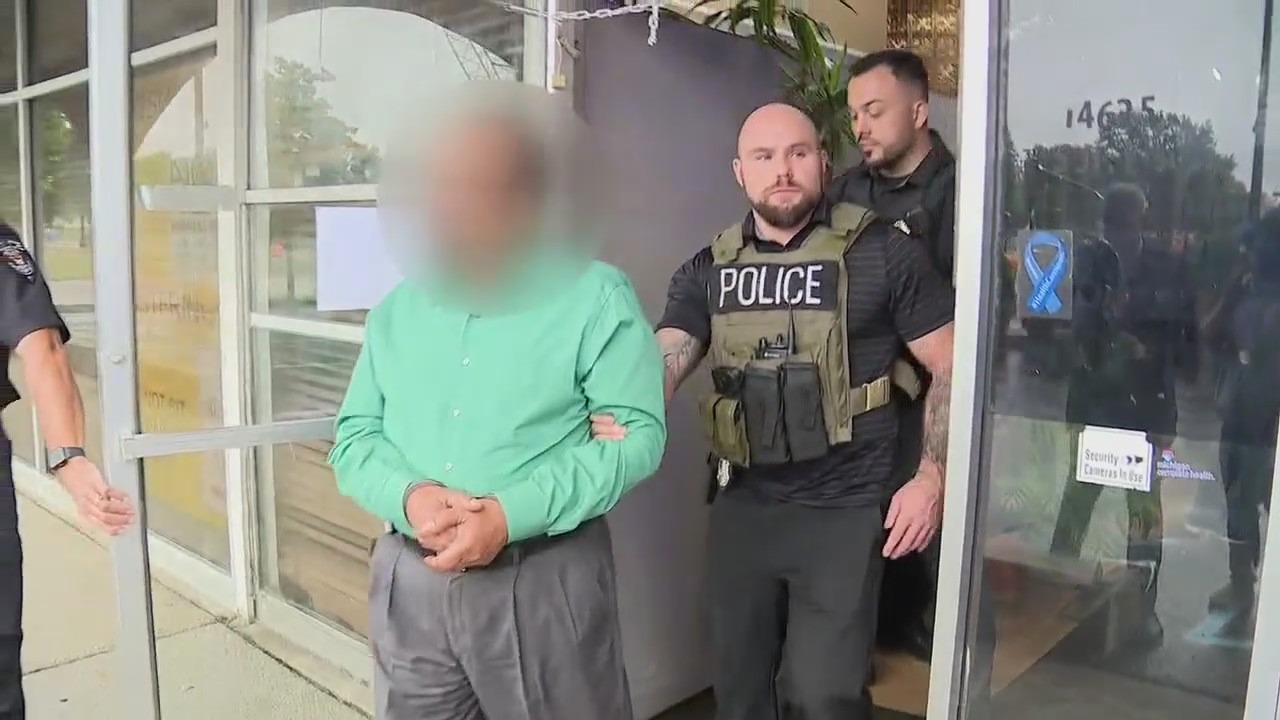 Taylor doctor busted for painkiller scam, fake bills | FOX 2 Detroit