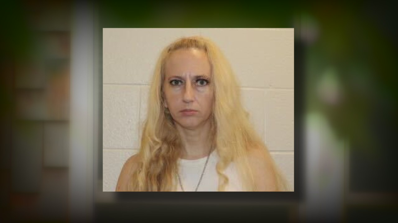 Pontiac woman charged with having 37 pets in one home living in ...