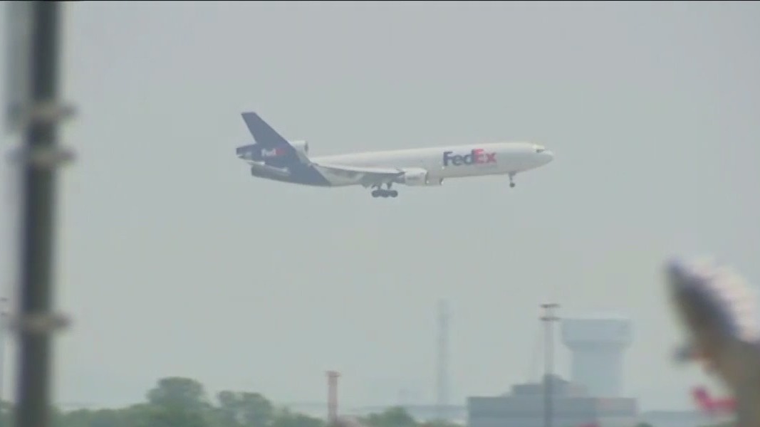 Crash between Southwest flight, FedEx cargo plane narrowly averted at ...