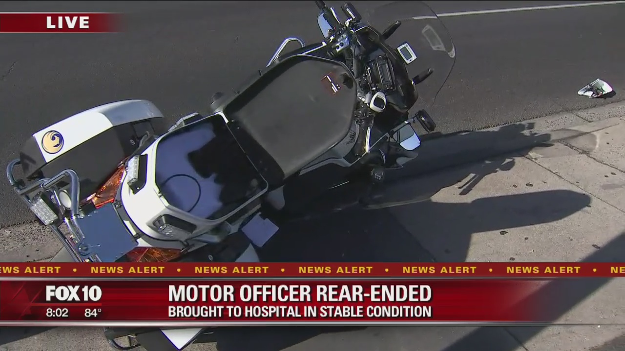 Phoenix police motorcycle officer rear-ended | FOX 10 Phoenix