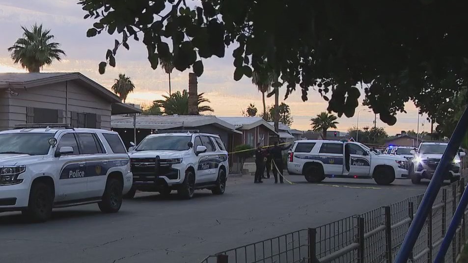 1 dead, 2 badly hurt in Phoenix shooting | FOX 10 Phoenix