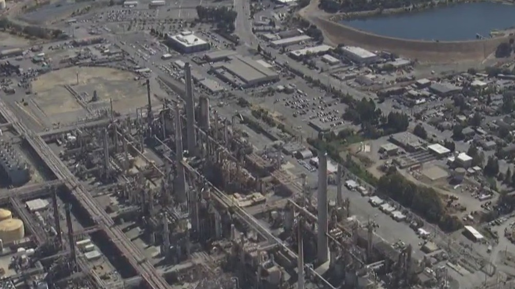 Hazmat crews investigate coke dust release | KTVU FOX 2