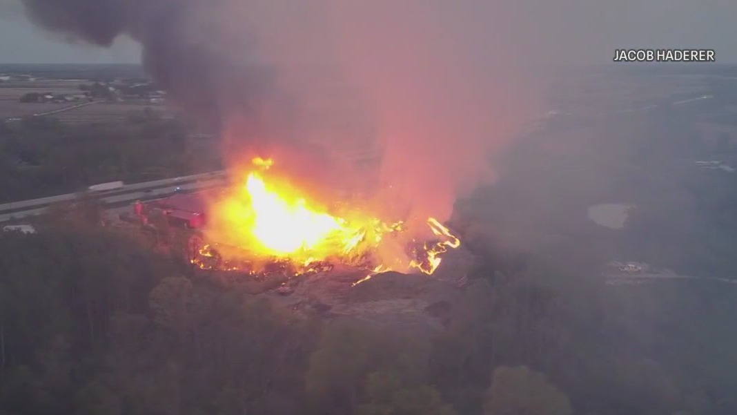 Slinger building fire; over 20 departments respond | FOX6 Milwaukee
