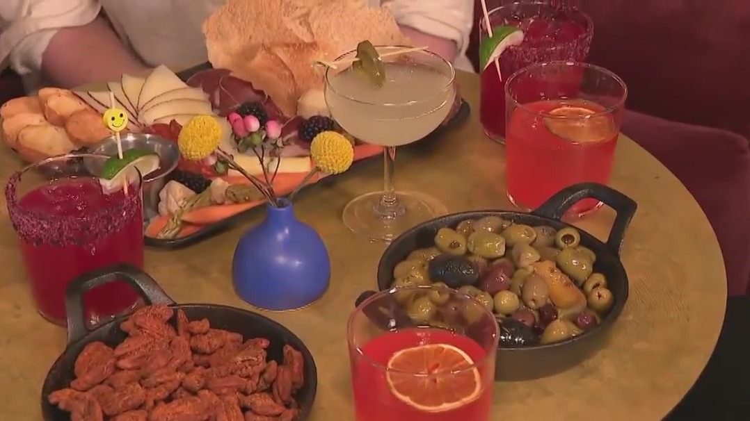 South Congress Hotel Lobby Bar | FOX 7 Austin