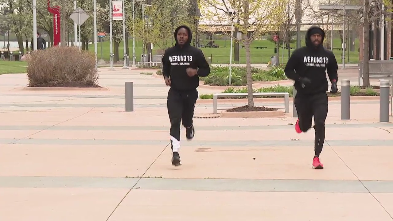 Runners pay tribute to Ahmaud Arbery running 2.23 miles | FOX 2 Detroit