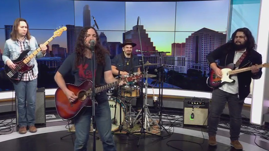 Jesse Stratton Band performs 'A Hot Dog & a Beer' | FOX 7 Austin