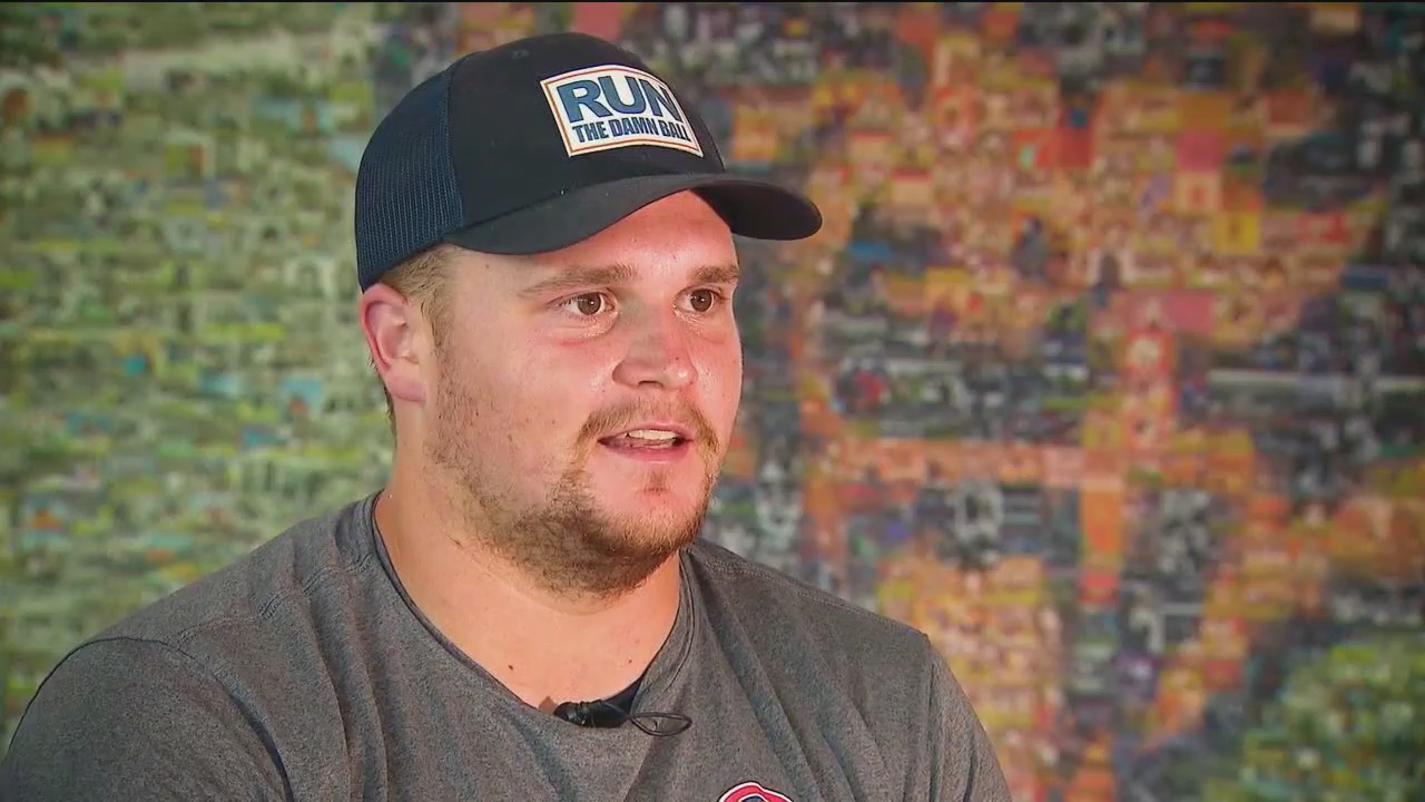 Bears Game Day Live: Tina goes 1 on 1 with OL/FB Doug Kramer | FOX 32 ...
