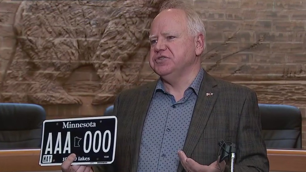 Gov. Walz shows off new MN license plates [RAW] | FOX 9 Minneapolis-St ...