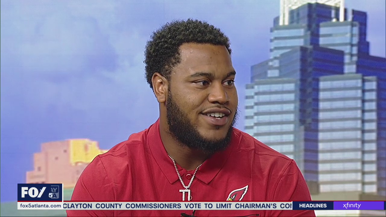 NFL defensive end Jonathan Ledbetter hosts football camp at his high ...