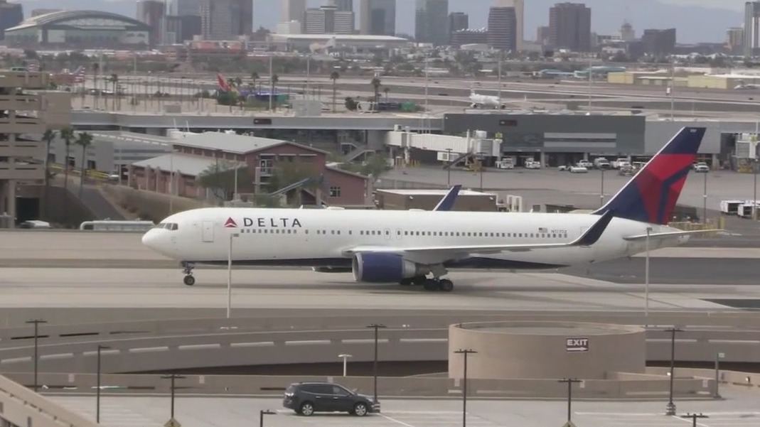 FAA investigating near plane collision over Phoenix | FOX 10 Phoenix