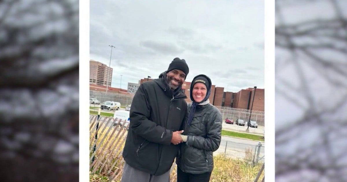 Linda Brown: Missing Chicago teacher found dead, family confirms | FOX ...