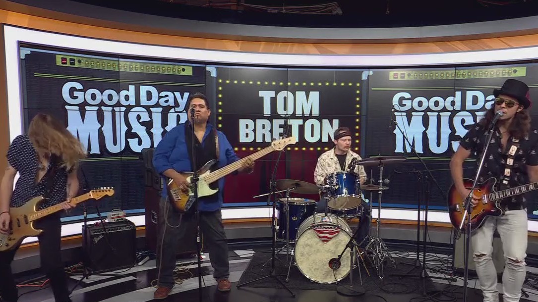 Tom Breton performs 'Nah Nah Goodbye' | FOX 7 Austin