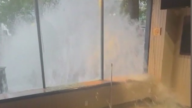Eleventh Street Pub reopens after Midtown main water break | FOX 5 Atlanta