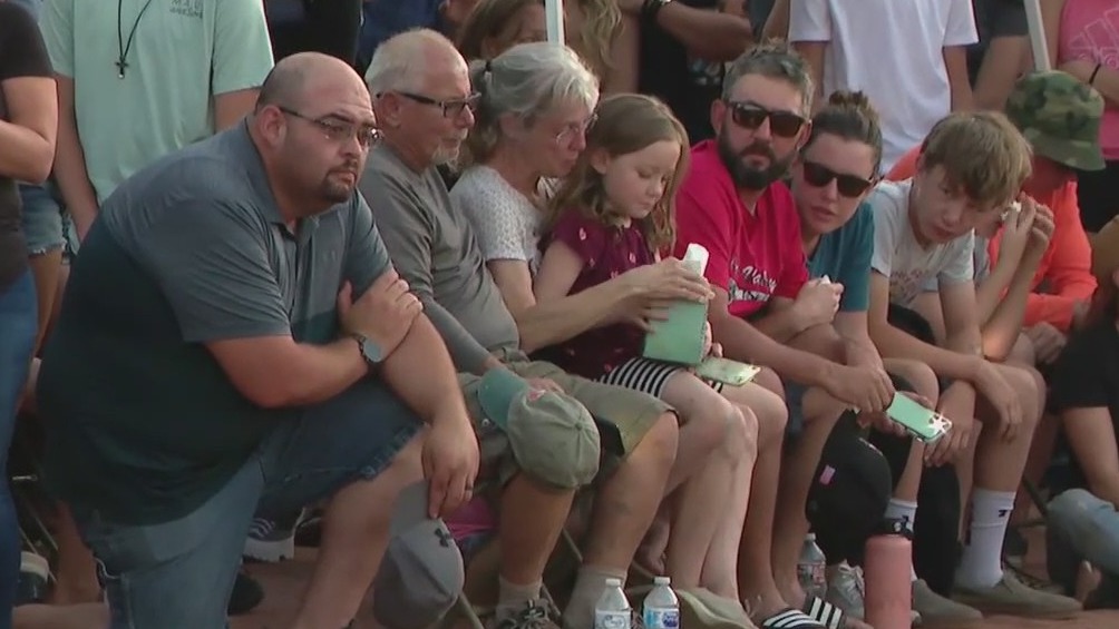 Prayer vigil held for missing Faith Moore after being washed away in ...