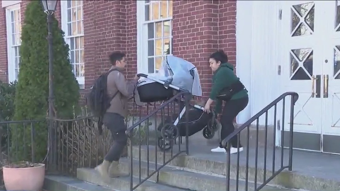 Queens post office accessibility showdown | FOX 5 New York