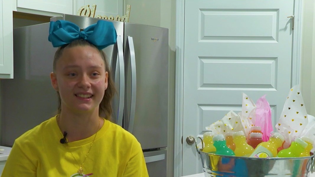 Metro Atlanta girl spreads love through lemonade | FOX 5 Atlanta