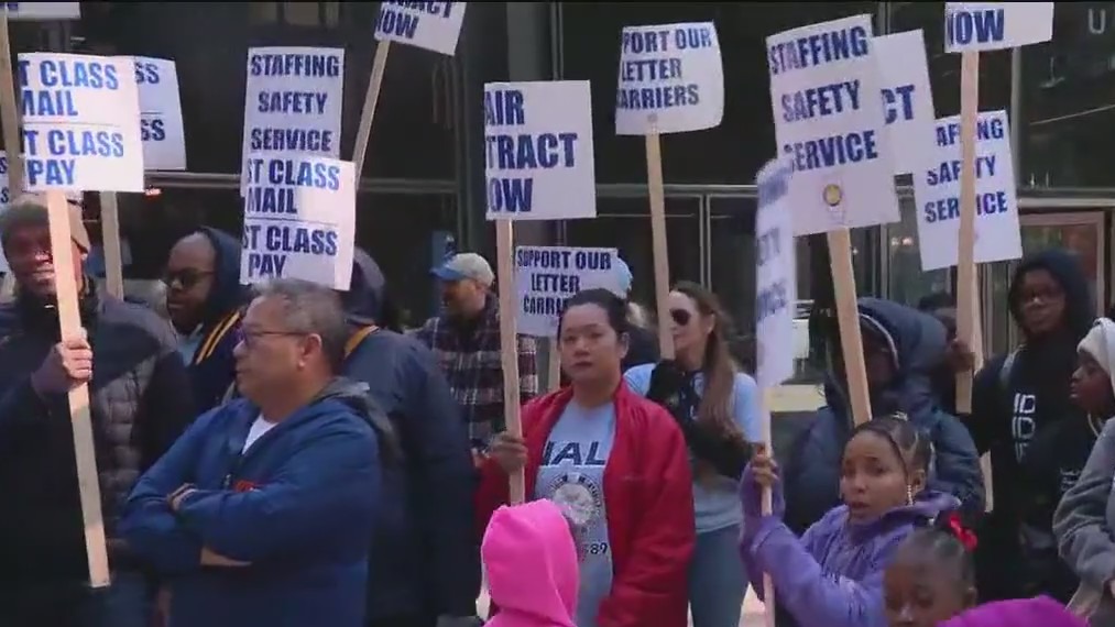 Postal workers demand enhanced protections amid rising violence | FOX ...