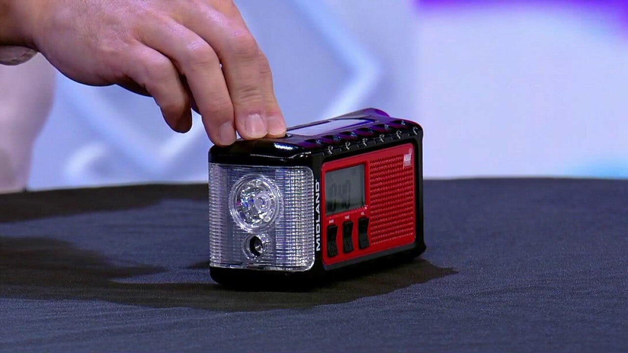 Emergency Gear Test: Midland Emergency Crank Radio | FOX 26 Houston