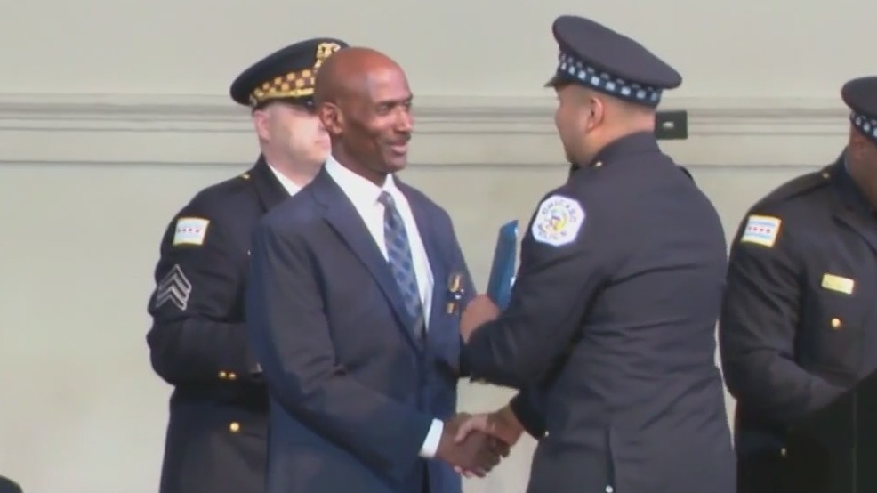 New recruits join Chicago police force as summer heats up | FOX 32 Chicago