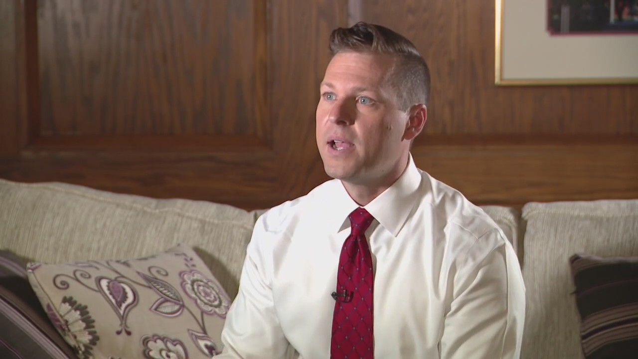 Fake Google listing for Expedia leads to online scam for FOX 2's Derek ...