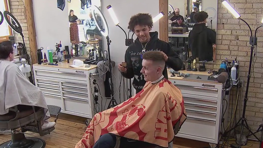Young barber entrepreneur works to be cut above | FOX 9 Minneapolis-St ...