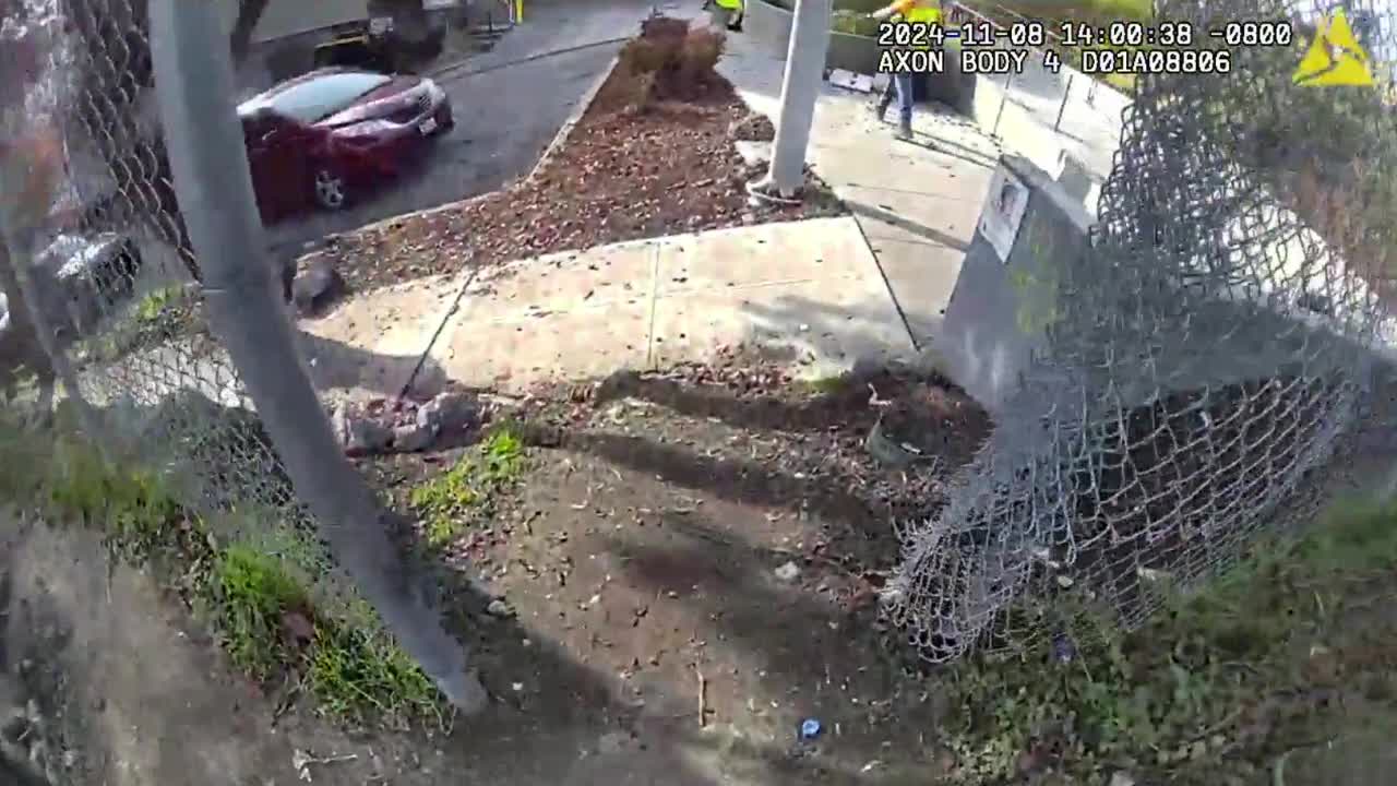 VIDEO: Seattle police arrest man accused of stabbing spree | FOX 13 Seattle
