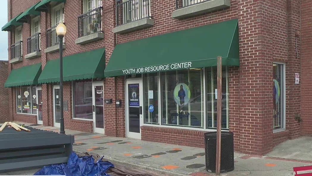 Youth job center aims to help reduce crime among teens | FOX 5 Atlanta