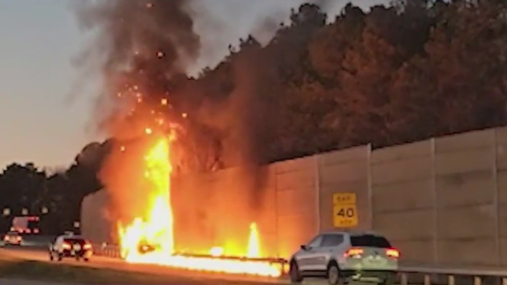 Car catches fire on I-75 near Wade Green exit | FOX 5 Atlanta