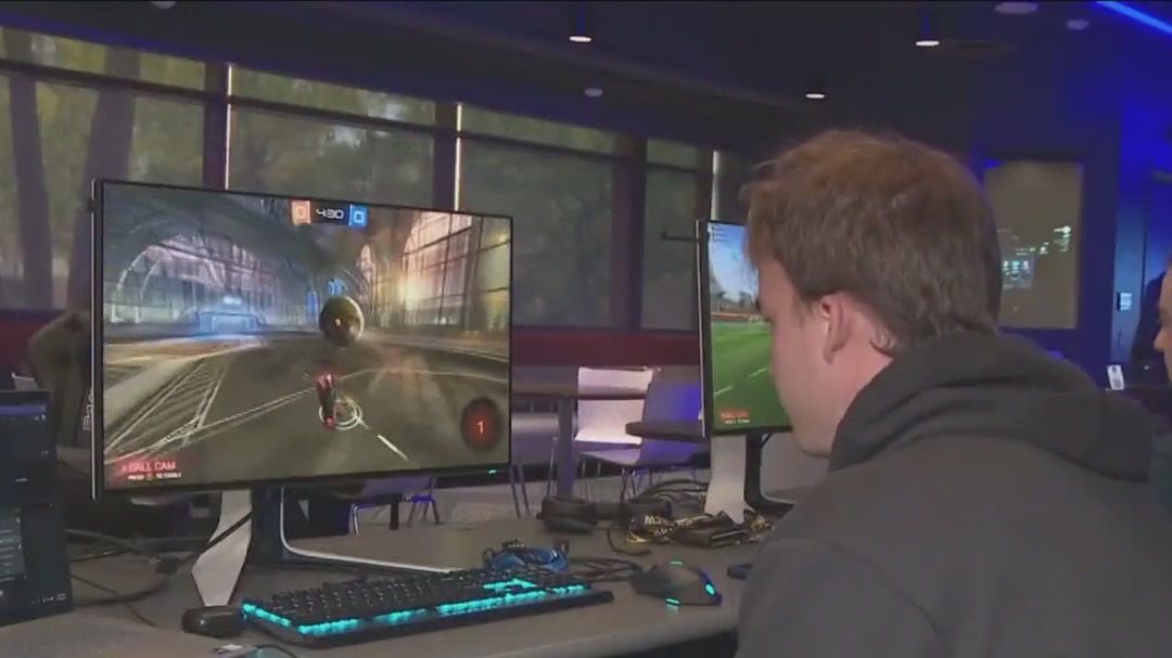 Esports lab opens at Wisconsin technical college | FOX 32 Chicago