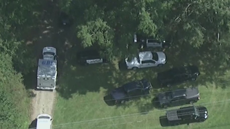Scene video of Walton County deputy-involved shooting. | FOX 5 Atlanta