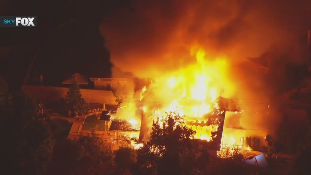 House explodes during SWAT standoff | FOX 11 Los Angeles