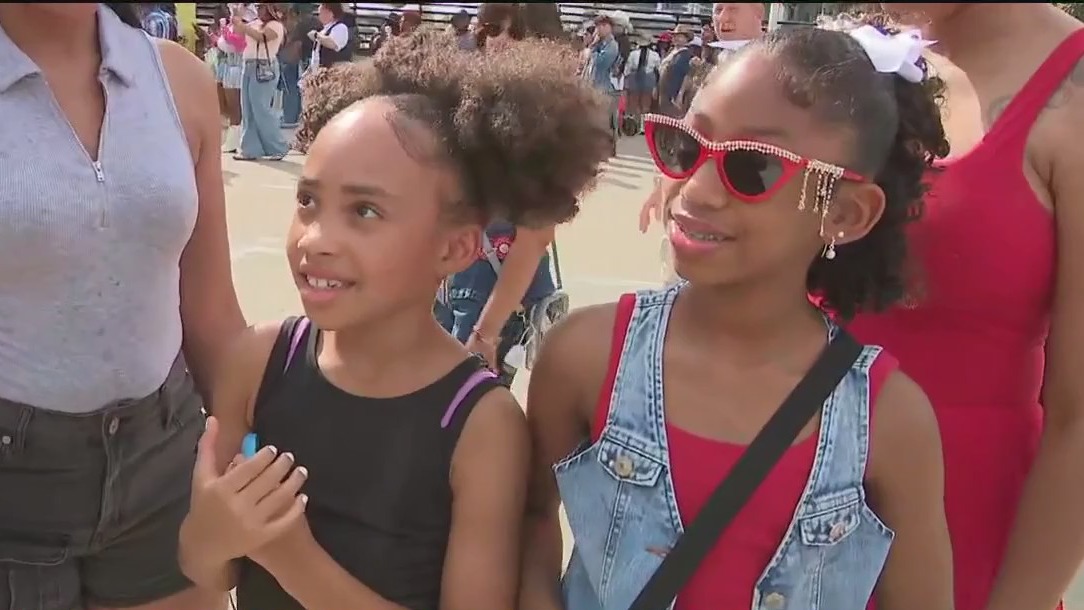 Young BeyHive crew attends first Beyonce concert | FOX 5 Atlanta