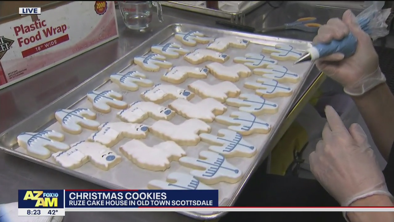 Cory's Corner: Making Christmas cookies at Ruze Cake House in Old Town ...