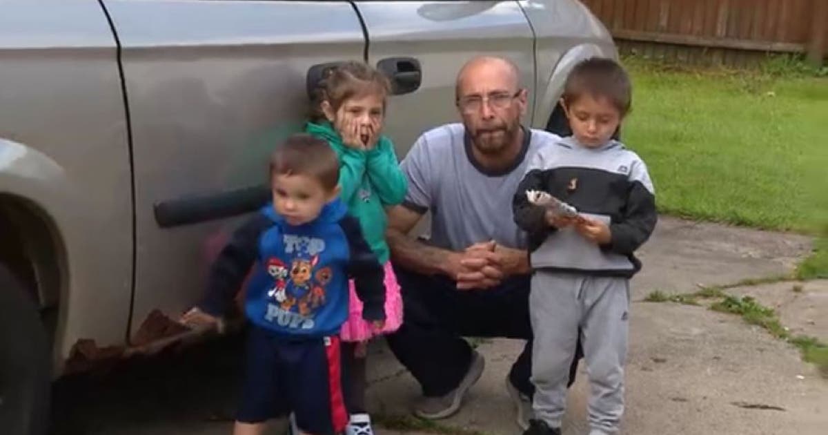 'God bless you guys': Homeless father of 5 gets outpouring of support ...