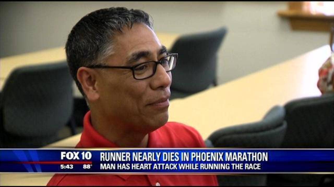 Marathon runner collapses; legally dead for 19 minutes | FOX 10 Phoenix